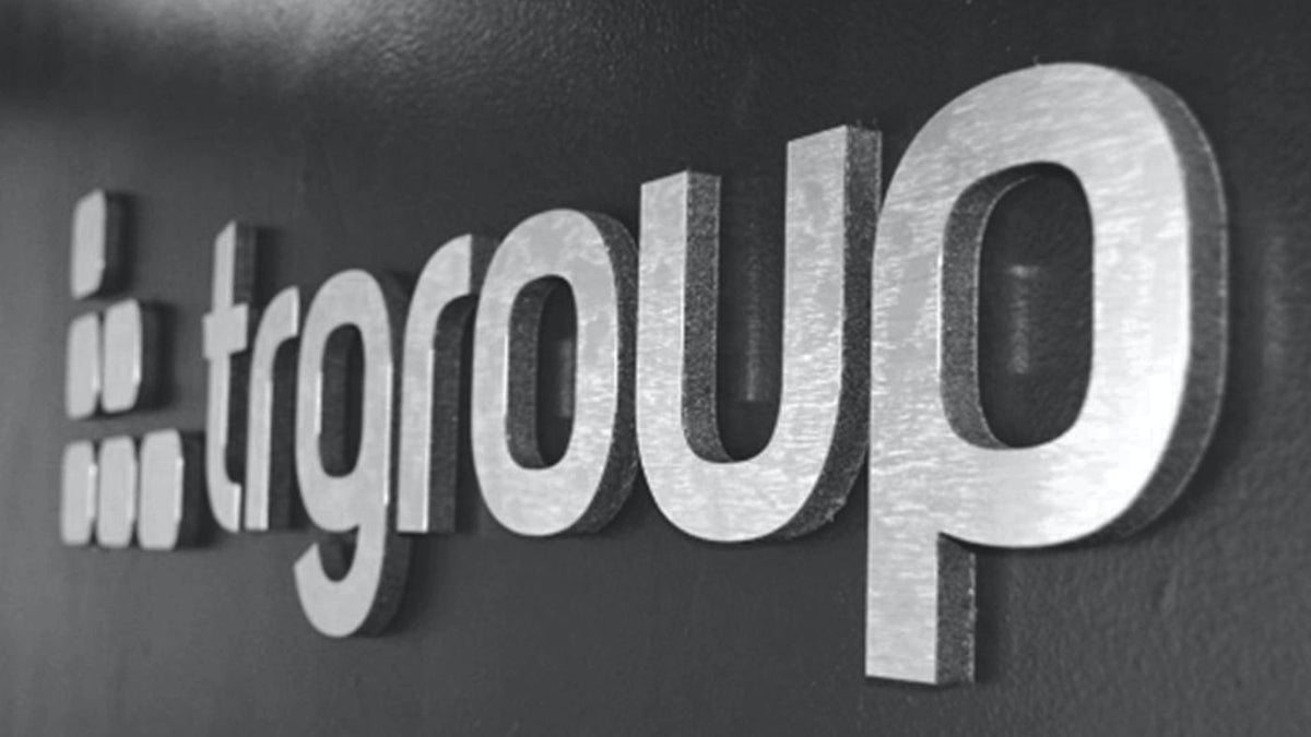 TR Group – Plak That