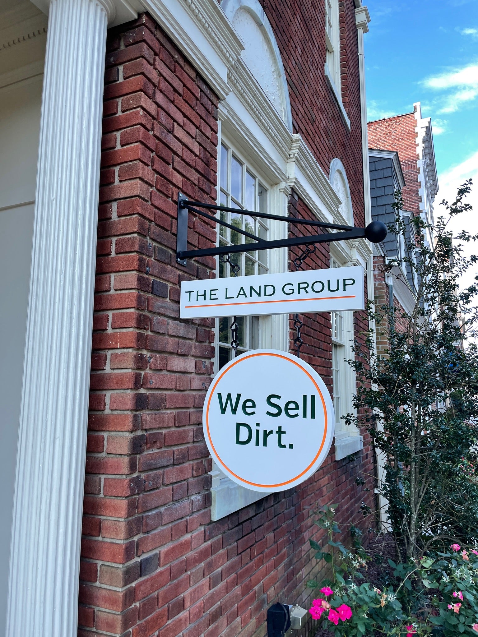 The Land Group – Plak That